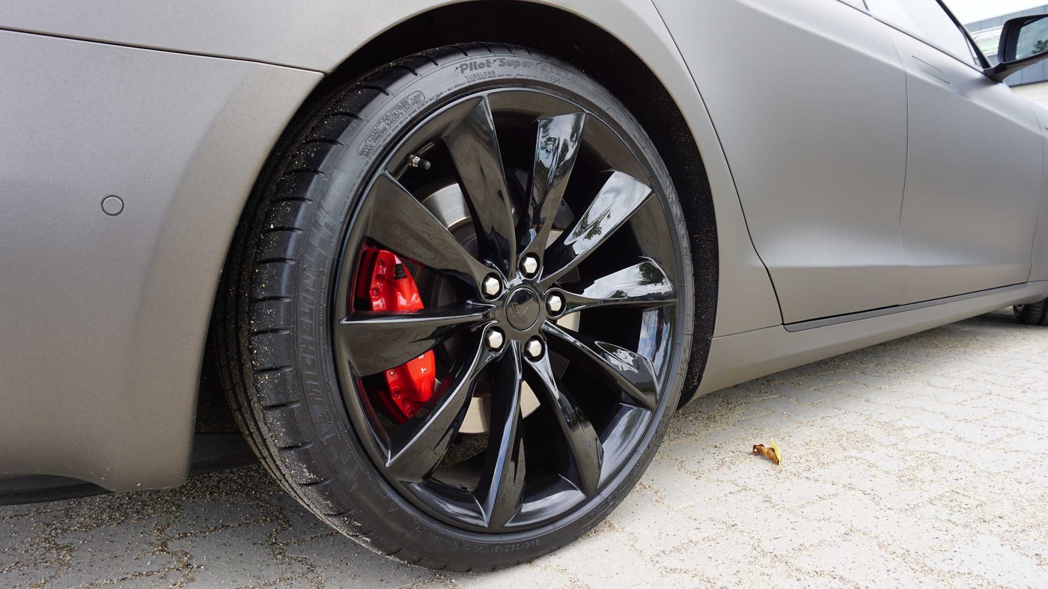 Velgen spuiten | Laat je velgen spuiten bij Custom Wraps in Dordrecht